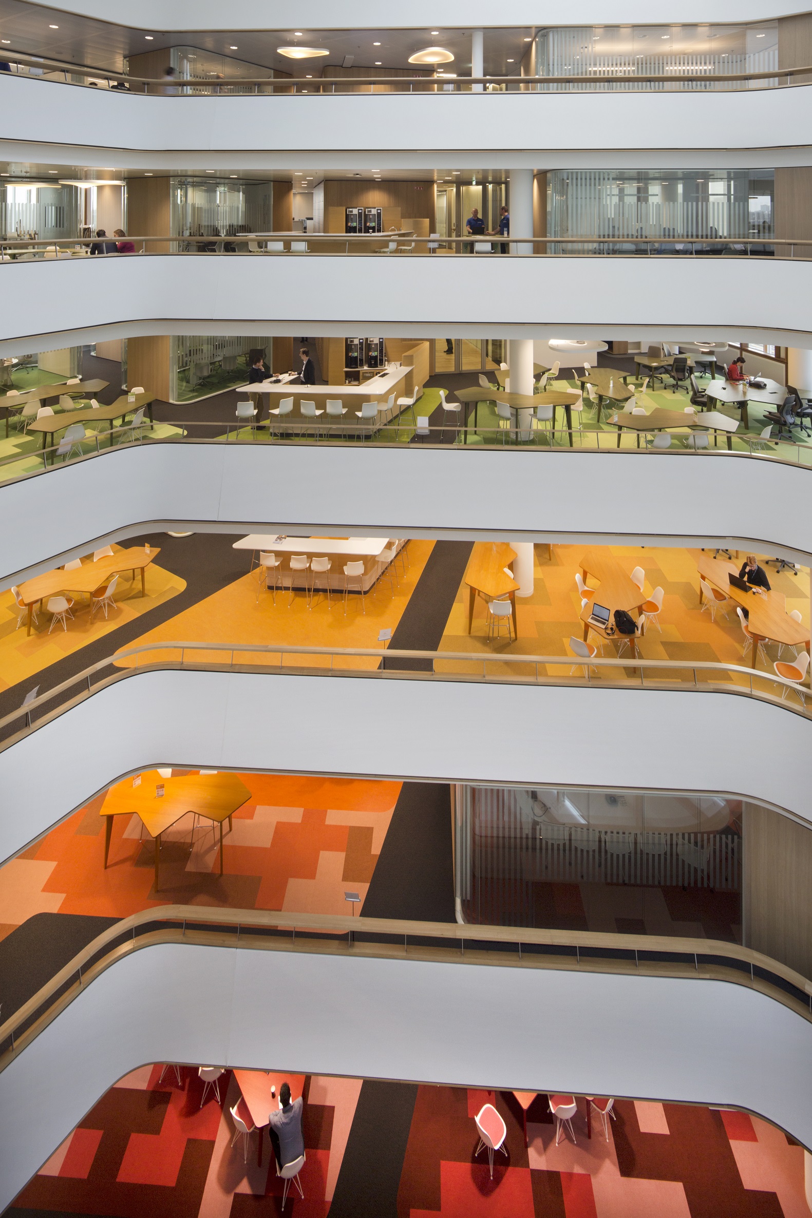 Akzo Nobel, Amsterdam